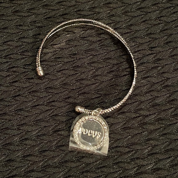 Mary Kay | Jewelry | Mary Kay Bracelet | Poshmark